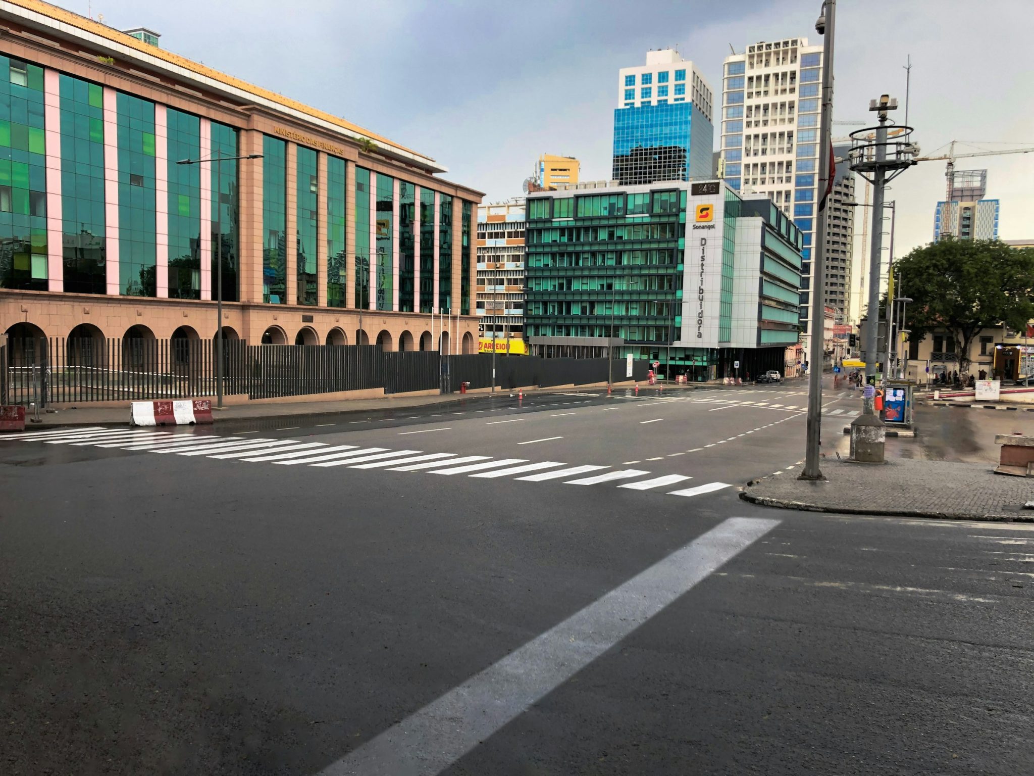 Angola cuts rate to 18.5% as inflation falls